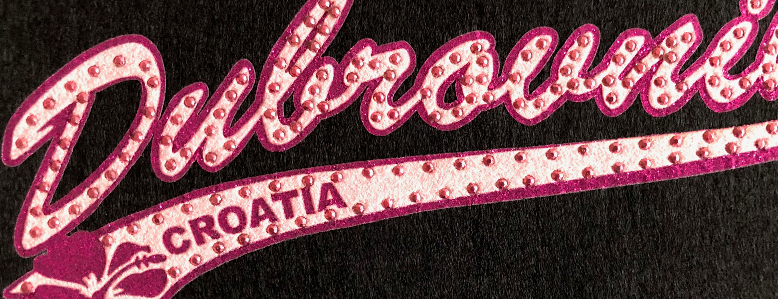 Thermoadhesive patch in glitter fabric on the edge, sewn with ...